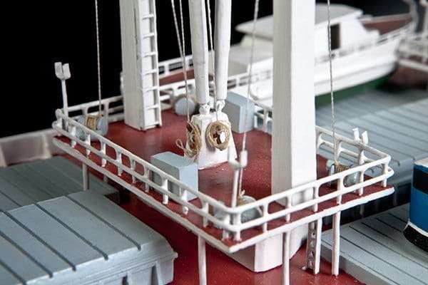 Porte Conteneur - Le village