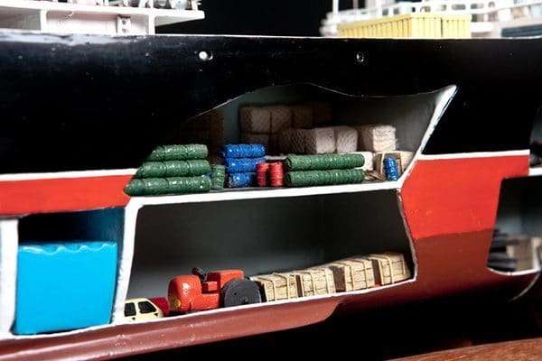 Porte Conteneur - Le village